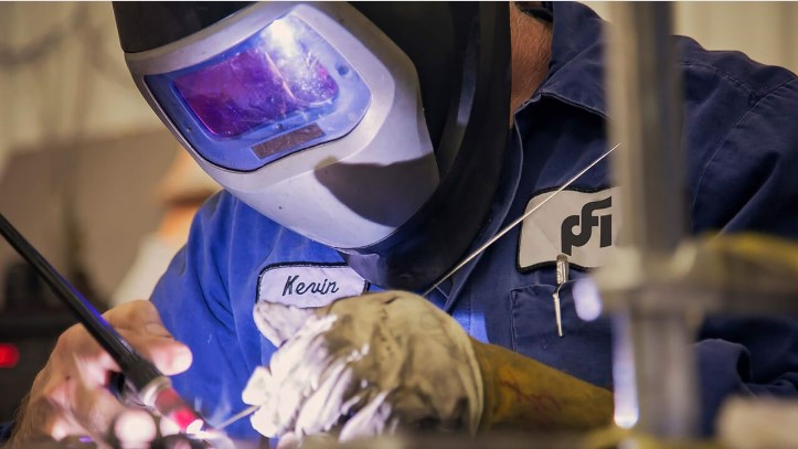 10 Factors That Affect the Price of a Sanitary Conveyor System - PFI